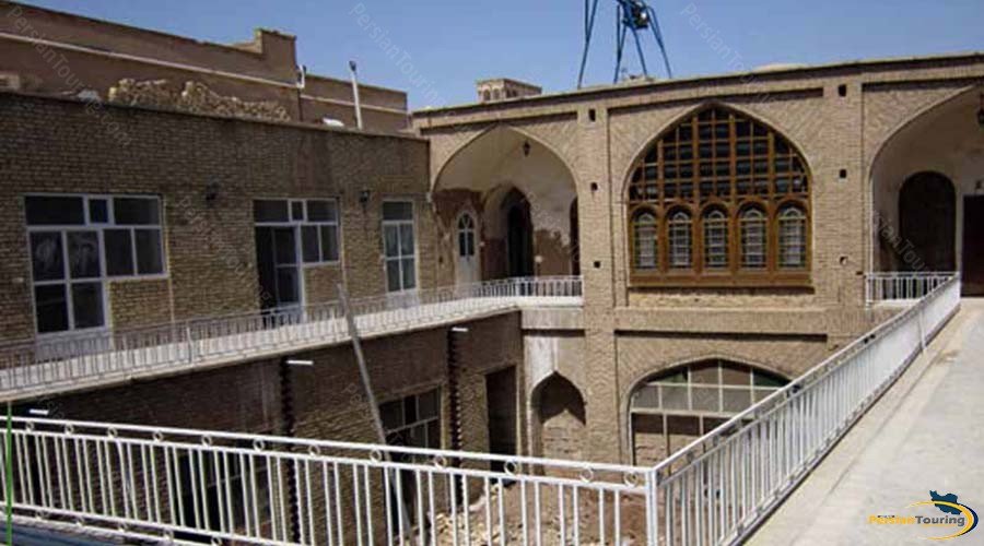 Khan School | Persian Touring